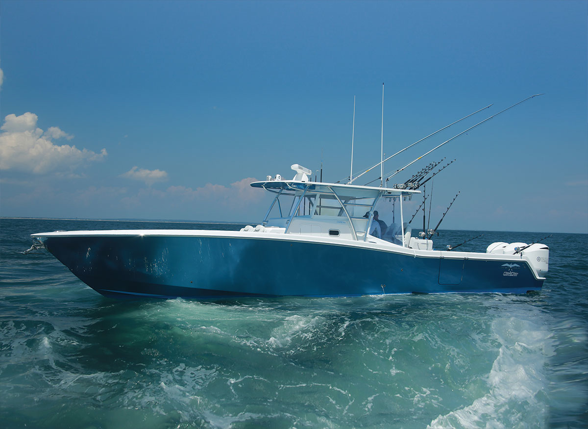 Invincible 42′ Center Cabin - Обзор, характеристики и цены